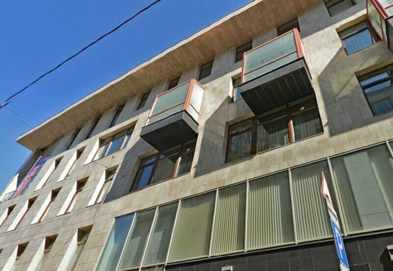 Konut blokları Dom u Nikitskikh vorot, Moskova, foto