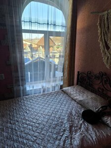 Zamok Klimovsky (Glavnaya ulitsa No:51, posyolok Perevalka), otel  Krasnodarski krayından