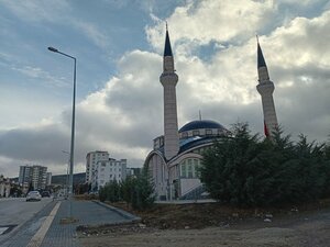 Hz. Hamza Cami (Ankara, Etimesgut, Bağlıca Mah., Muammer Cad., 19), cami  Ankara'dan