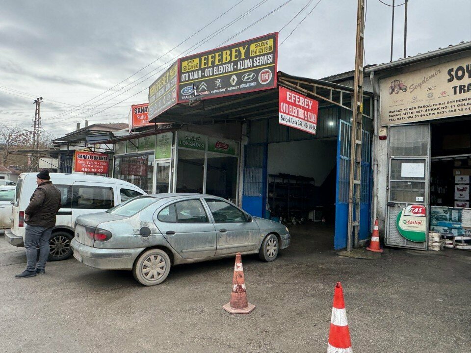 Otomobil servisi Efebey Oto Tamir, Ankara, foto