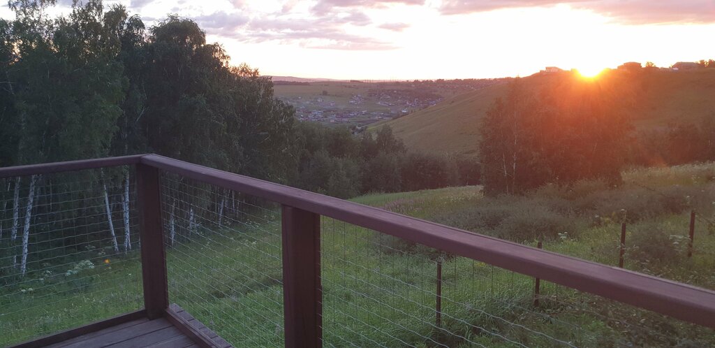 Resort oteller, tesisler Dikovina-Беседки, Krasnoyarski krayı, foto