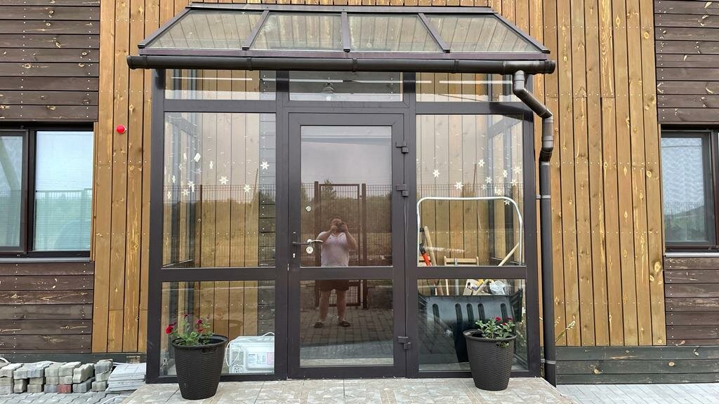 Pencere üretim, satış ve montaj firmaları Okonnitsa, Yekaterinburg, foto