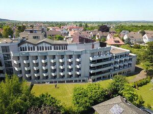 Karaman Group Hotel (Kurhausstraße No:1, Bad Nenndorf), otel