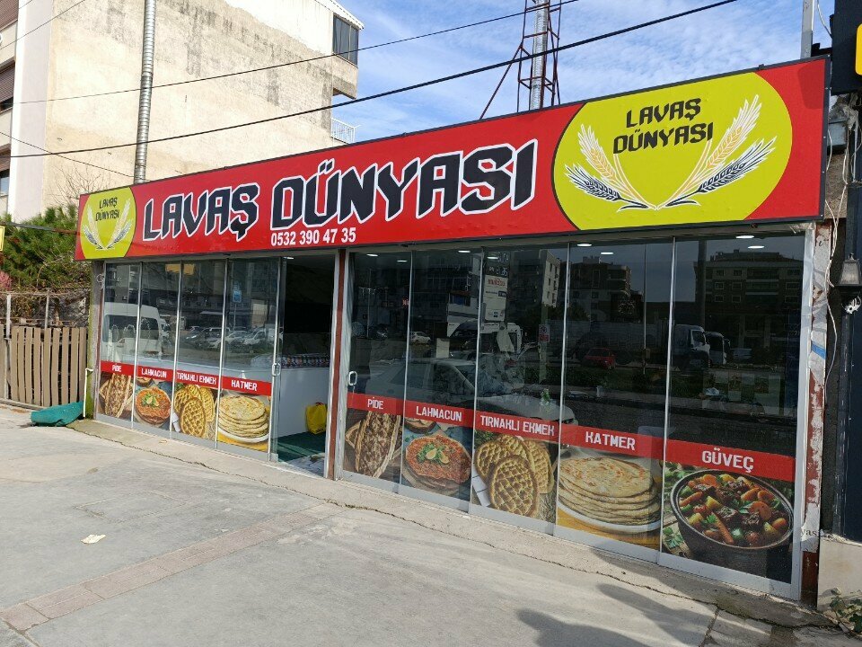 Ekmek fırını Lavaş Dünyası, İzmir, foto