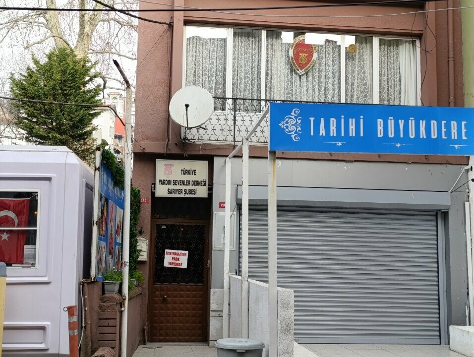 Çevre dernekleri Türkiye Yardım Sevenler Derneği Sarıyer Şubesi, İstanbul, foto