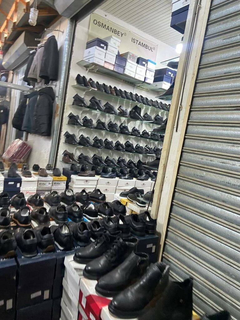 Ayakkabı mağazaları Kişi ayaqqabıları, Mingeçevir, foto