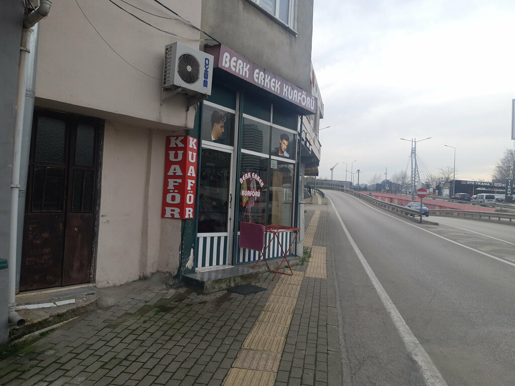 Kuaförler Berk Erkek Kuaförü, Bursa, foto