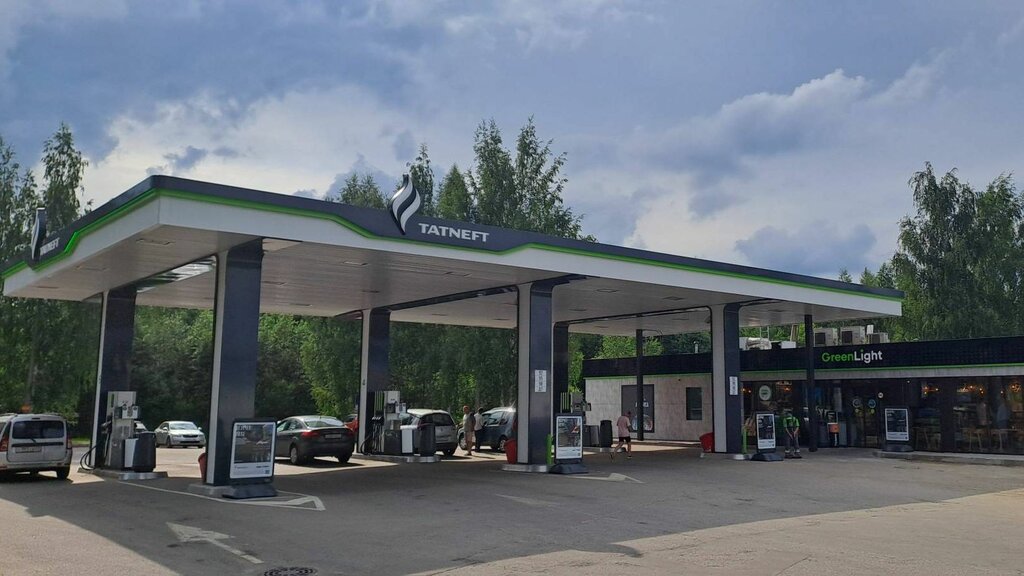 Benzin istasyonu Татнефть, Vsevolgsk, foto