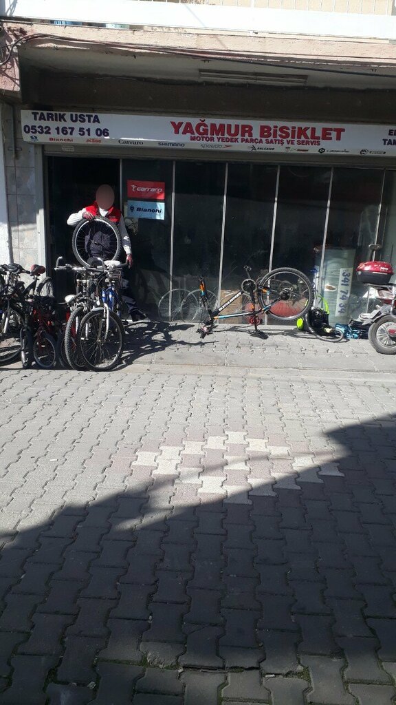 Bisiklet tamircileri Yağmur Bisiklet, İzmir, foto