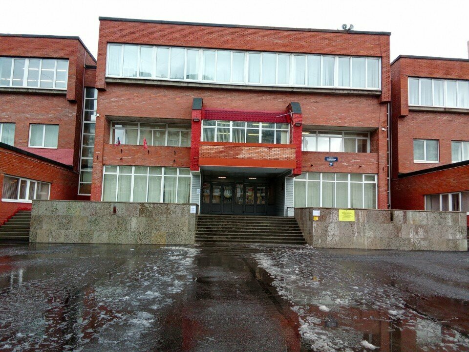 Meslek yüksekokulu Автосервис, Saint‑Petersburg, foto
