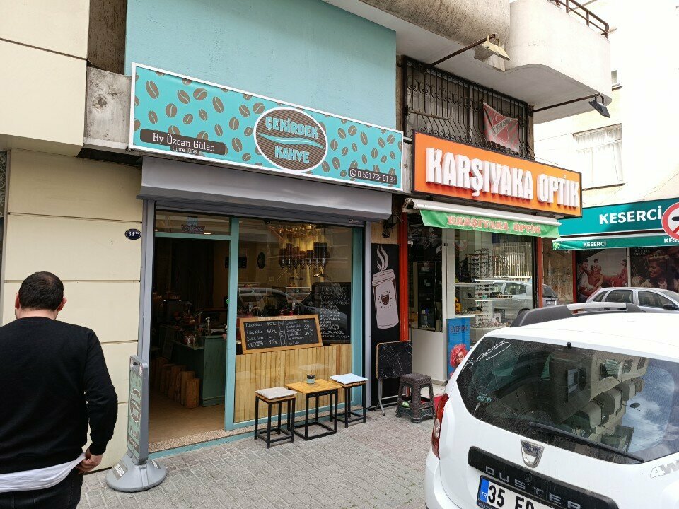 Kahve dükkanı Çekirdek Kahve, İzmir, foto