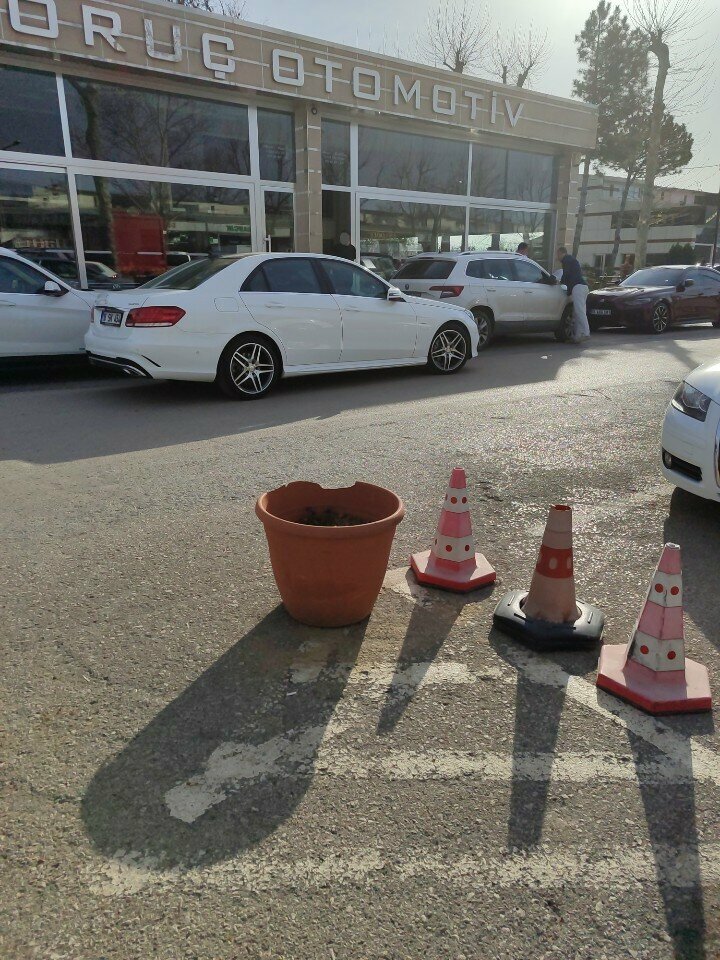Otomobil satış galerileri Oruç Otomotiv, Bursa, foto