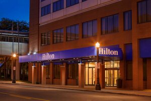 Hilton Fort Wayne at the Grand Wayne Convention Center (Indiana, Allen County, City of Fort Wayne), otel  Ft Wayne'den
