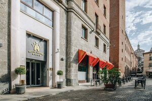 Hotel Impero (Lombardy, la città di Cremona, Piazza Pace), otel