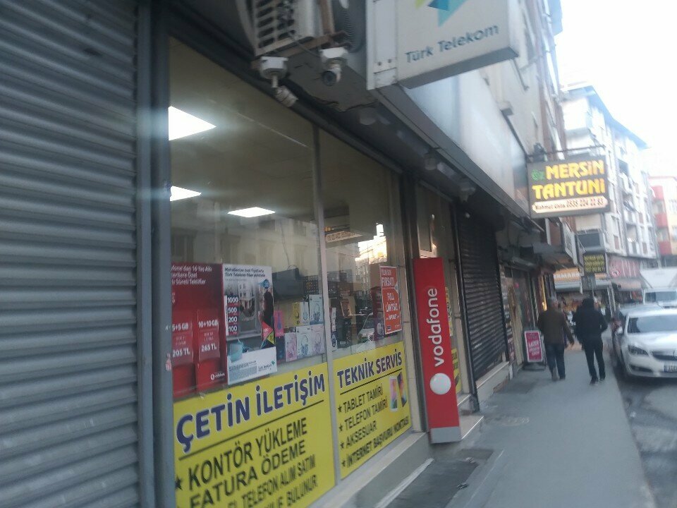 Cep telefonu ve aksesuarları satış mağazaları Çetin Iletişim, İstanbul, foto