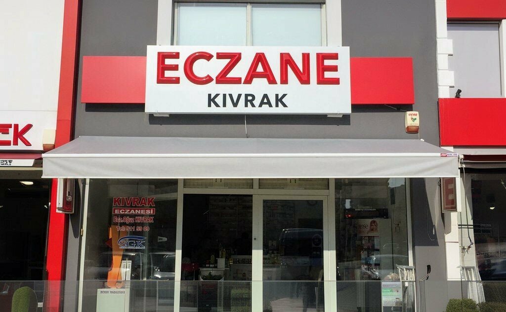 Eczaneler Kıvrak Eczanesi, Tire, foto