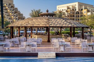 Aja Restaurant, Ras Al-Chajma (Al Marjan Island, Sector 6, Ras Al Khaimah), kafe  Resül‑Hayme'den