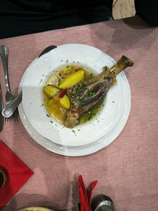Pana (Mira Street No:9к1), restoran  Nefteyugansk'tan