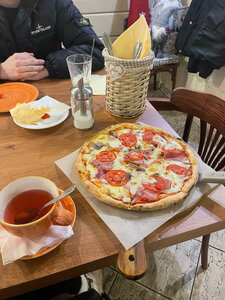 Margarita (Krasnoarmeyskaya Street No:6), pizzacılar  Lahdenpohya'dan