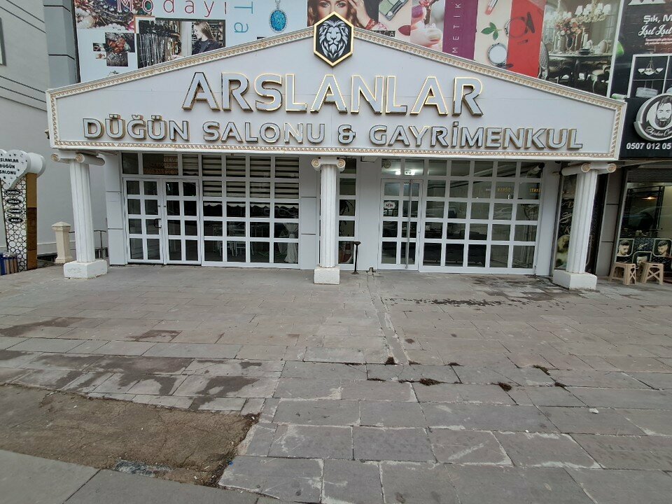 Emlak ofisi Arslanlar Gayrimenkul, Ankara, foto