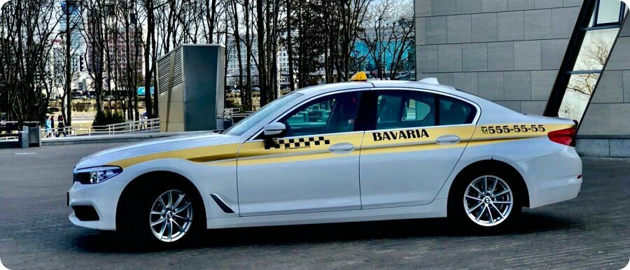 Araç film kaplama Taxi pasting, Minsk, foto