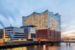 Super 8 by Wyndham Hamburg Mitte (Wikingerweg No:4, Stadt Hamburg), otel  Hamburg'dan