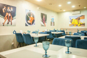 Chicken or Fish? (Shiryamova Street No:6, Irkutsk), restoran  Irkutsk'tan