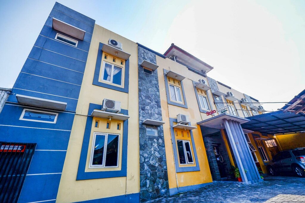 Otel Spot On 2209 Solo Point Guest House Syariah, Surakarta, foto