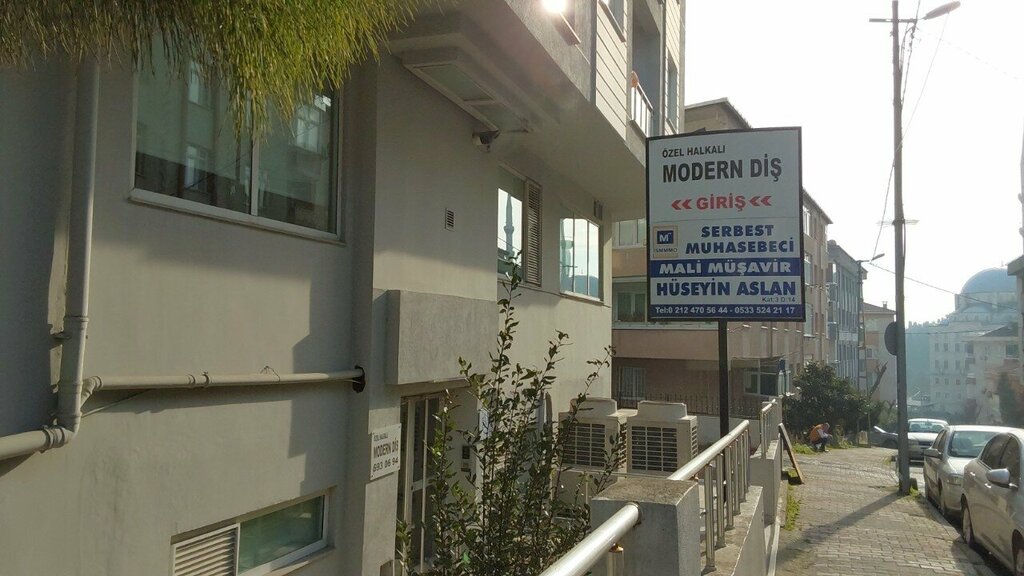 Özel ağız ve diş sağlığı klinikleri ve muayenehaneleri Özel Halkalı Modern Diş, İstanbul, foto