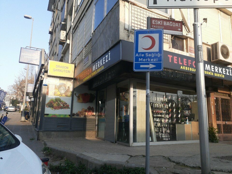 Cep telefonu aksesuarları Telefon Merkezi, İstanbul, foto