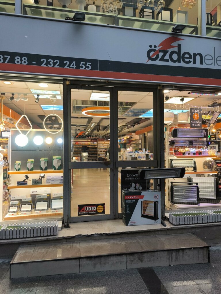 Elektrik ve elektrikli ürün mağazası Özden Elektrik, İstanbul, foto