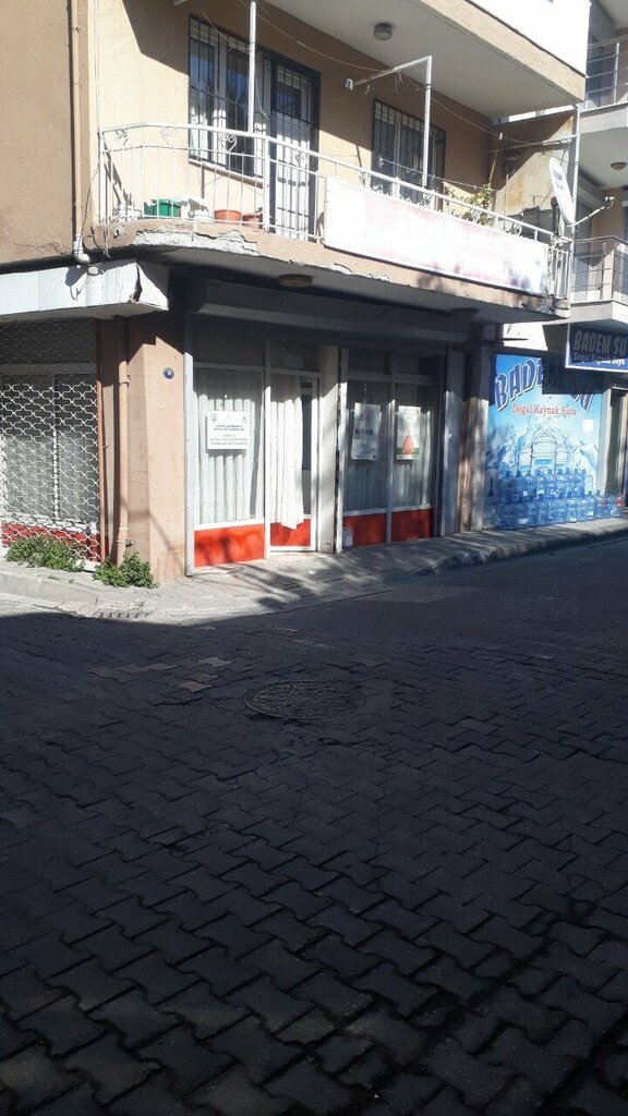 Belediyeler, devlet daireleri Bayraklı Belediyesi Çay Mahallesi Semt Merkezi, İzmir, foto