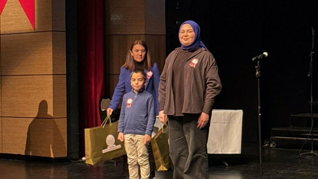 i̇lkokul Geçmiş İlkokulu, Terme, foto