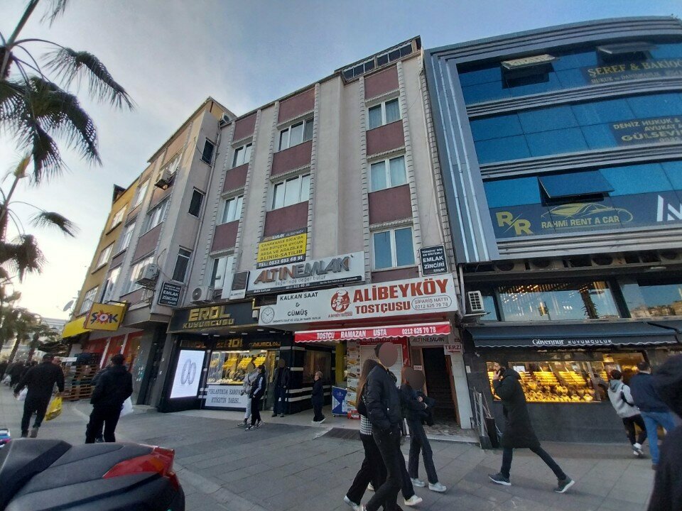 Emlak ofisi Altın Emlak, İstanbul, foto
