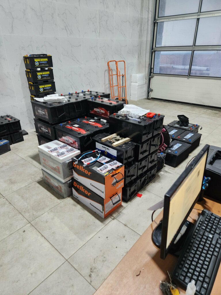 Akümülatör ve şarj cihazları Акб998, Saint‑Petersburg, foto