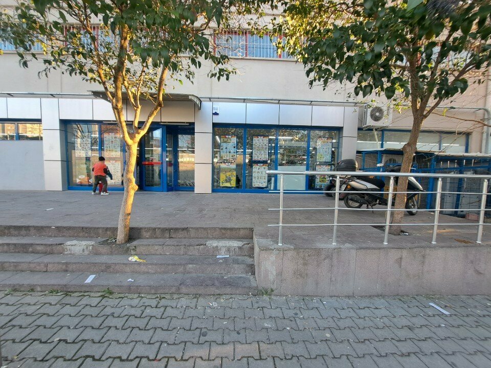 Süpermarket Bim, İzmir, foto