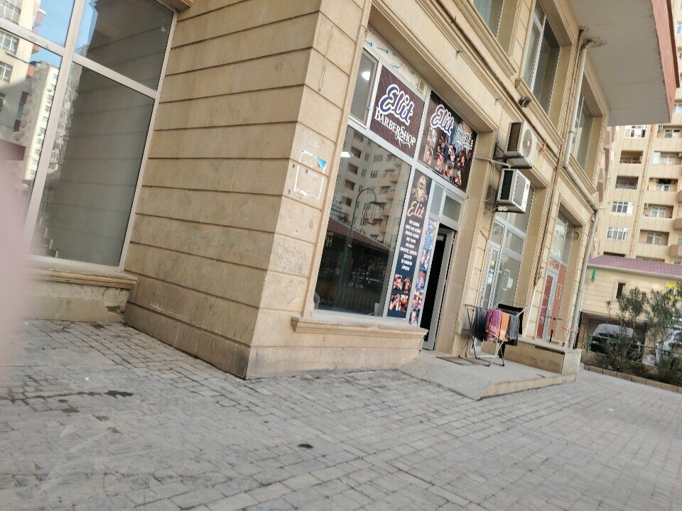 Berberler Elit barbershop, Bakü, foto
