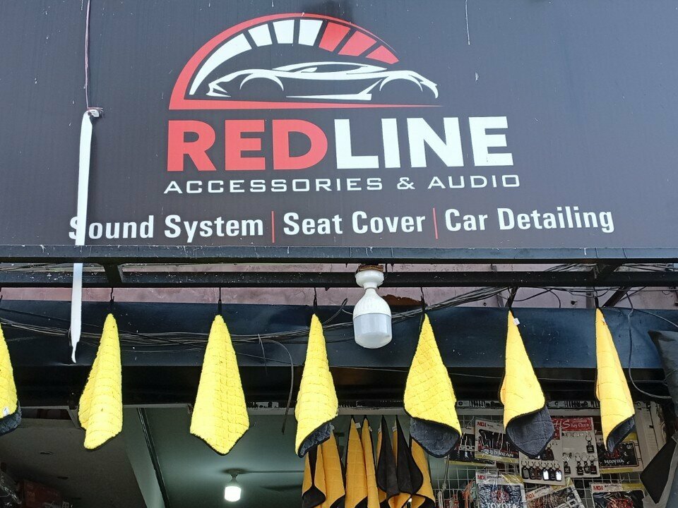 Oto aksesuarları Redline, Karaçi, foto