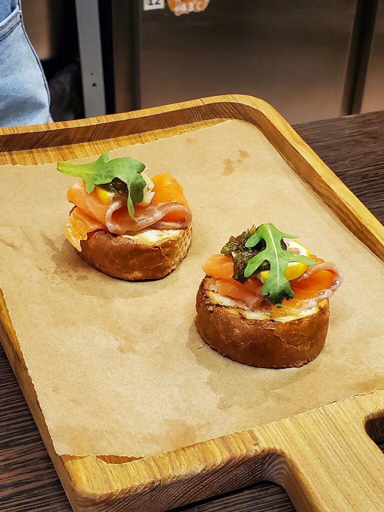 Restoran Eazzy Pizza, Hantı‑Mansi, foto