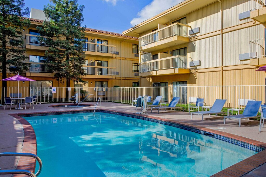 Otel La Quinta Inn & Suites by Wyndham Oakland - Hayward, Kaliforniya Eyaleti, foto