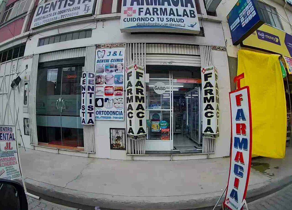 Eczaneler Pharmacy Farmalab, El Alto, foto