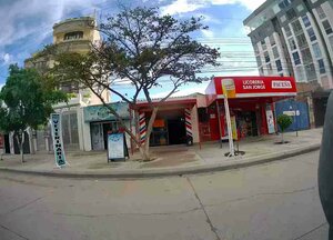 Beauty Center (Department of Cochabamba, Provincia de Cercado, Cochabamba, Avenida Simón López, 135), güzellik salonu  Cochabamba'dan
