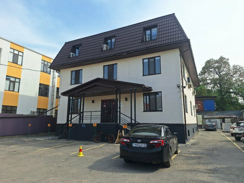 Adliye personeli Kyrykbayuly D. Private Bailiff, Almatı, foto