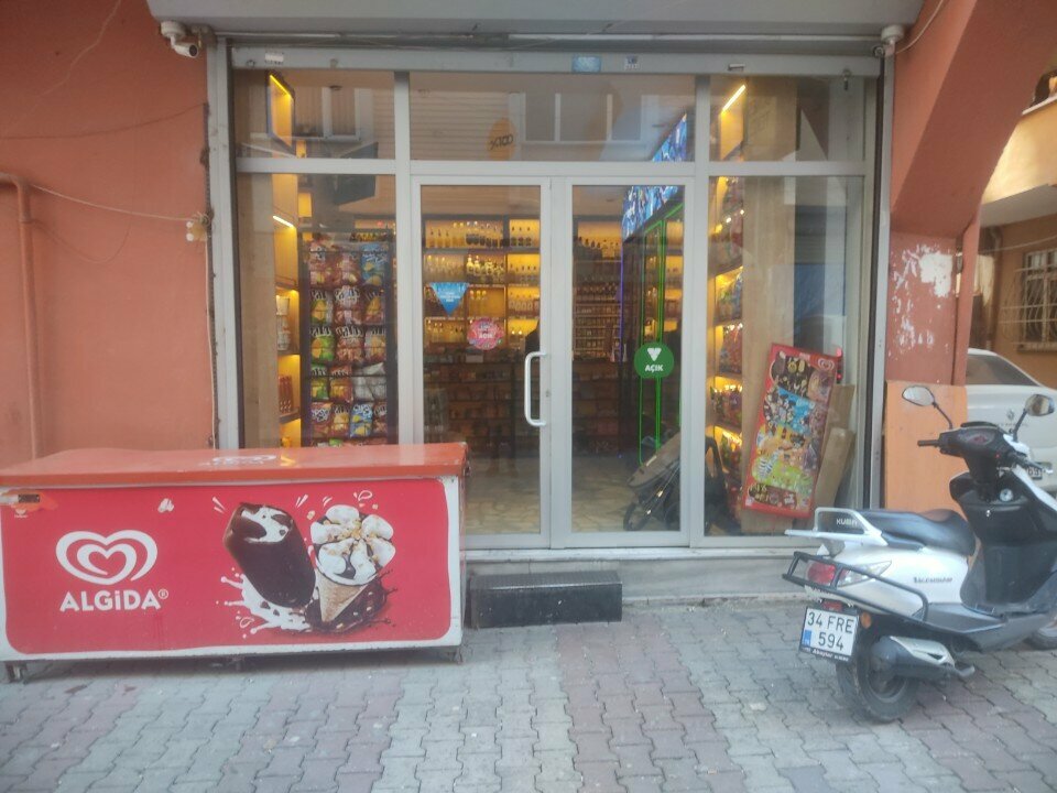 Alkollü içecekler Güneş Tekel, İstanbul, foto