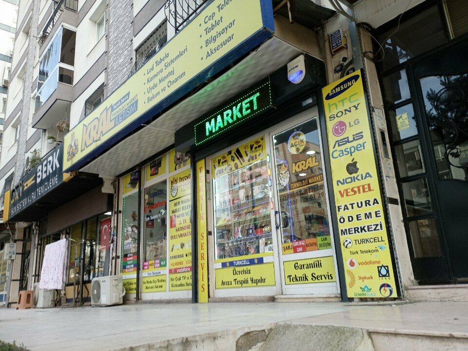 Cep telefonu ve aksesuarları satış mağazaları Kral, İzmir, foto