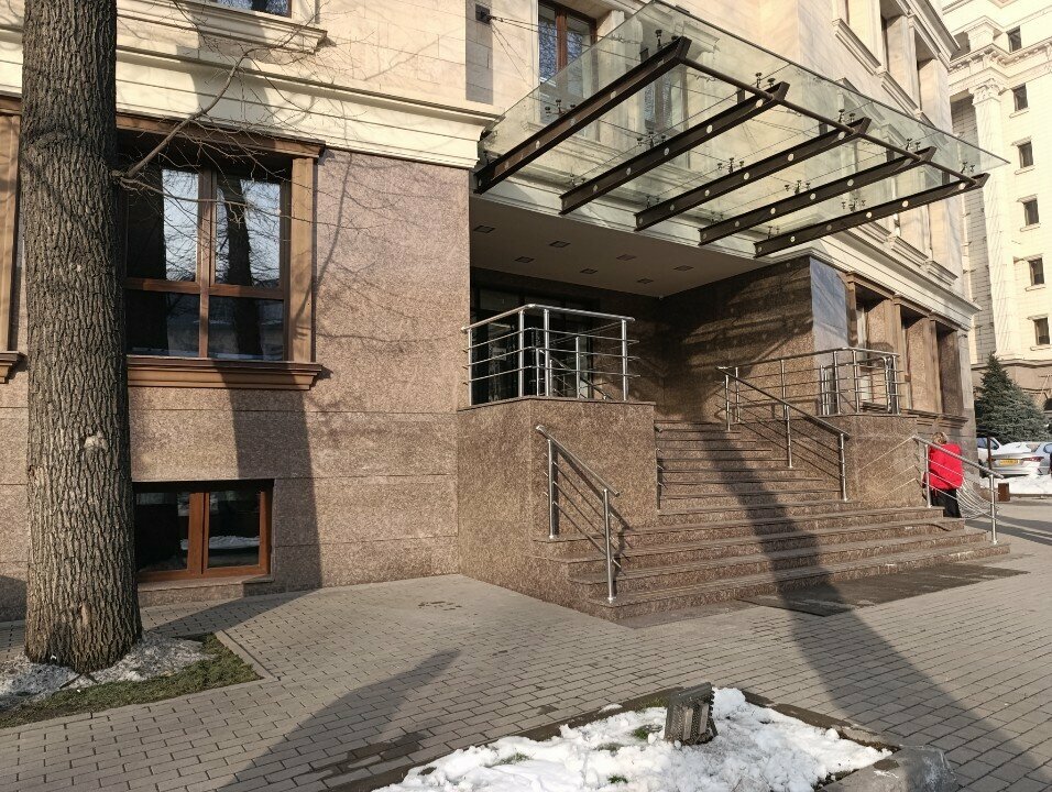 i̇laç firmaları Novartis, Almatı, foto
