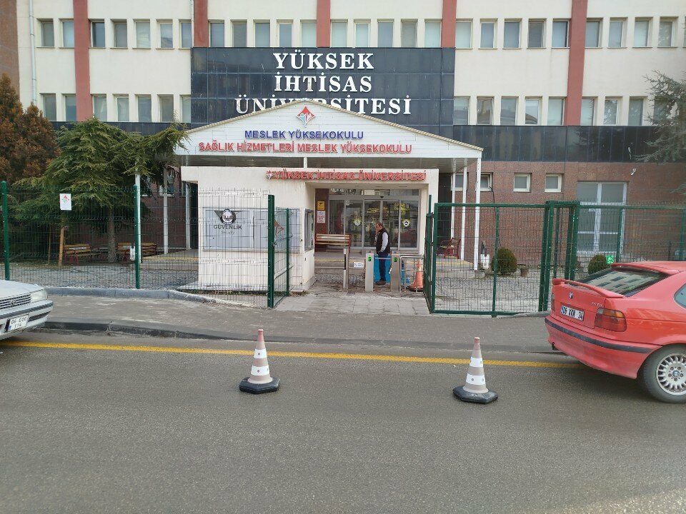 Mesleki ve teknik anadolu lisesi Yüksek İhtisas Üniversitesi - Bağlum Yerleşkesi, Ankara, foto