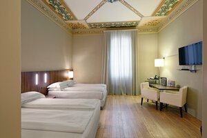 I Portici Hotel (Via dell'Indipendenza No:69, Calderara di Reno, Bologna), otel  Bologna'dan