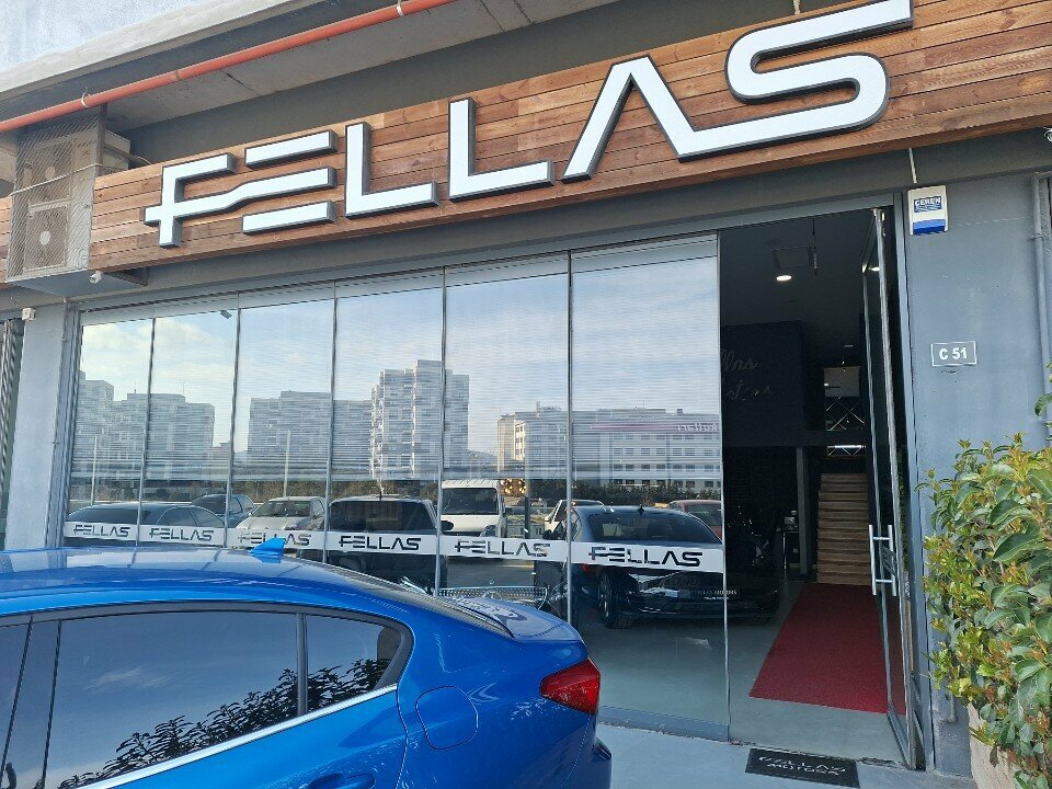Otomobil satış galerileri Fellas Motors, İstanbul, foto