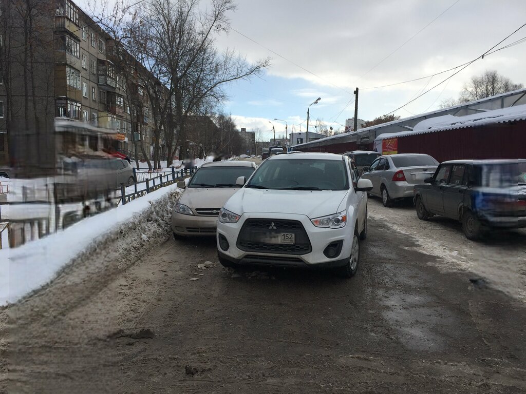 Trafik güvenlik müfettişi Аварийные комиссары, Nijni Novgorod, foto